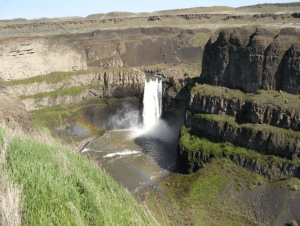 Palouse Falls l Breathtaking Cascade - Our Breathing Planet