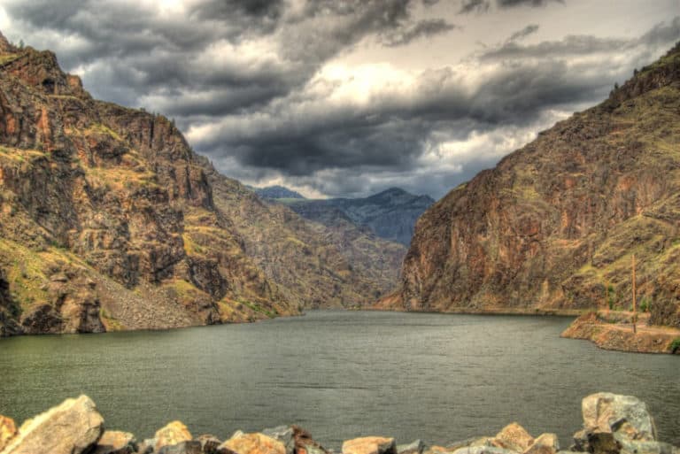 Hells Canyon l Breathtaking River Gorge - Our Breathing Planet