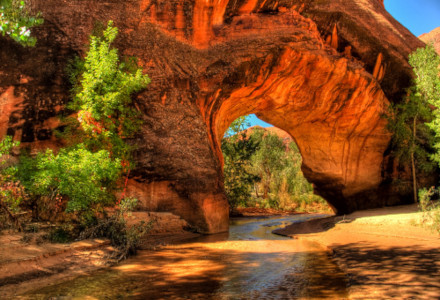 Coyote Gulch l Astounding Geology - Our Breathing Planet