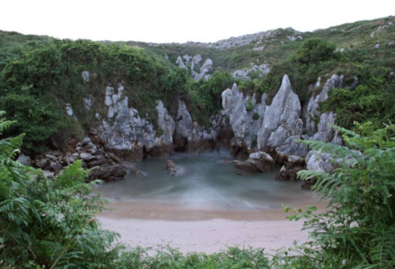Playa de Gulpiyuri l Startling Beach - Our Breathing Planet